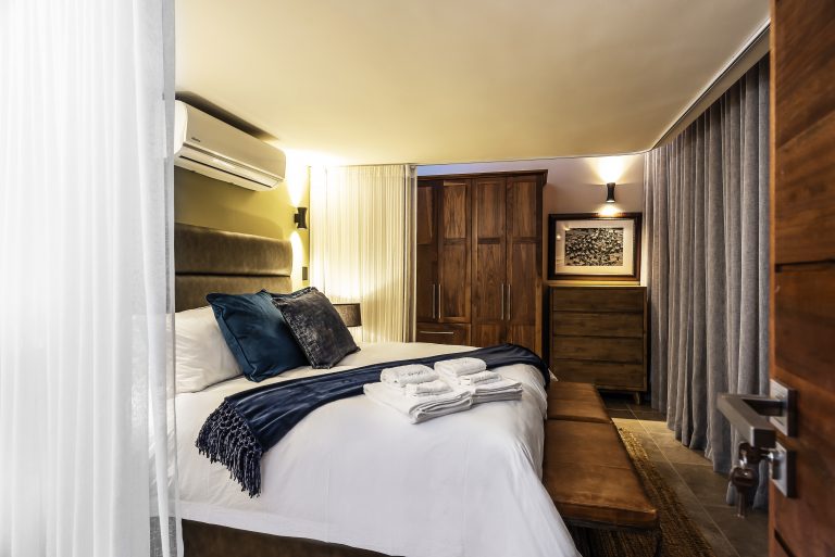 Ingwe – Nyati Wilderness